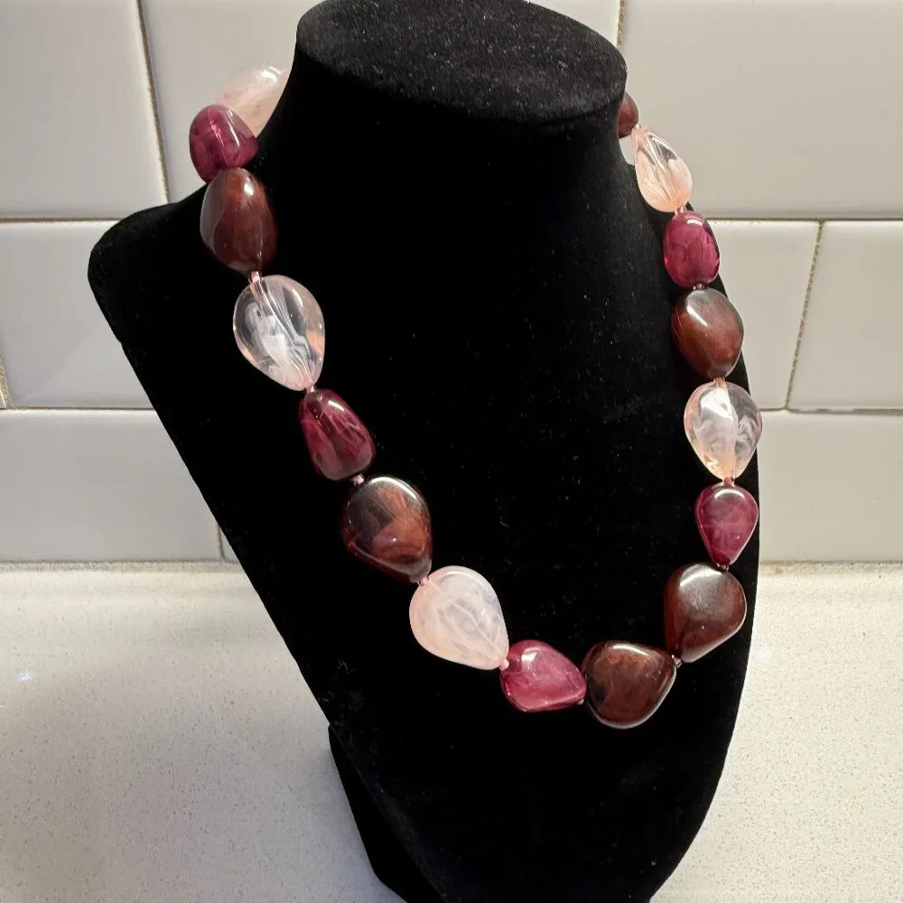 Jewelry | Mauve And Pink Chunky Acrylic Bead Necklace | Poshmark